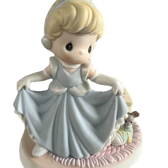 Precious Moments | Other | Disney Precious Moments Princess Figurine A ...